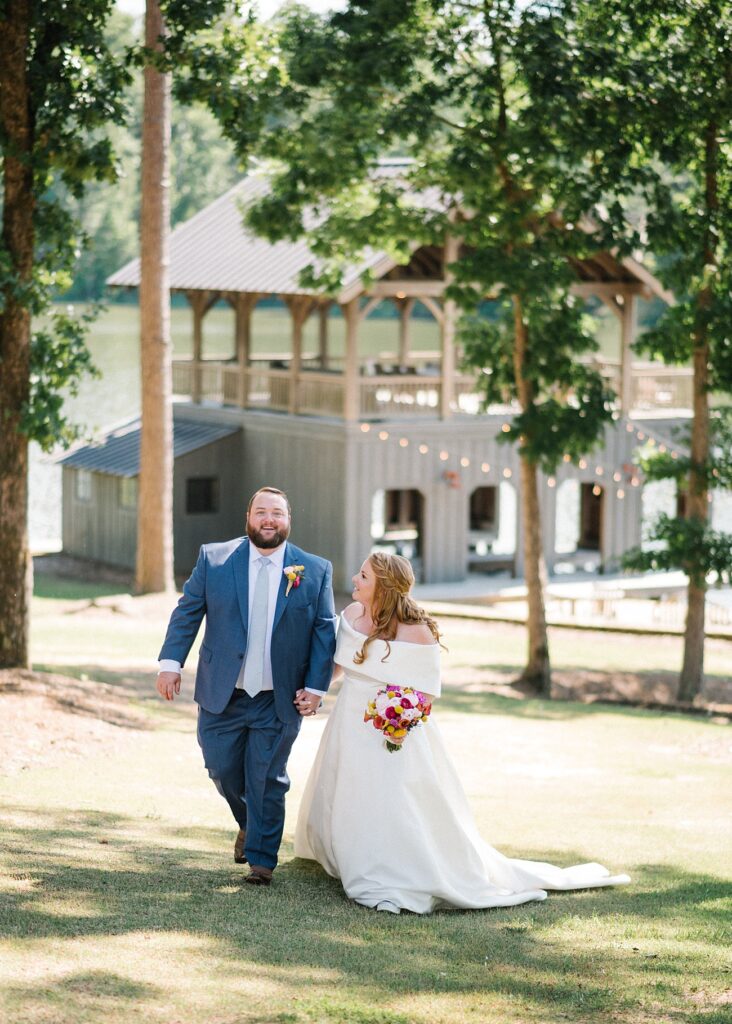Katie & Jake’s Reynolds Plantation Wedding | llcevents.com