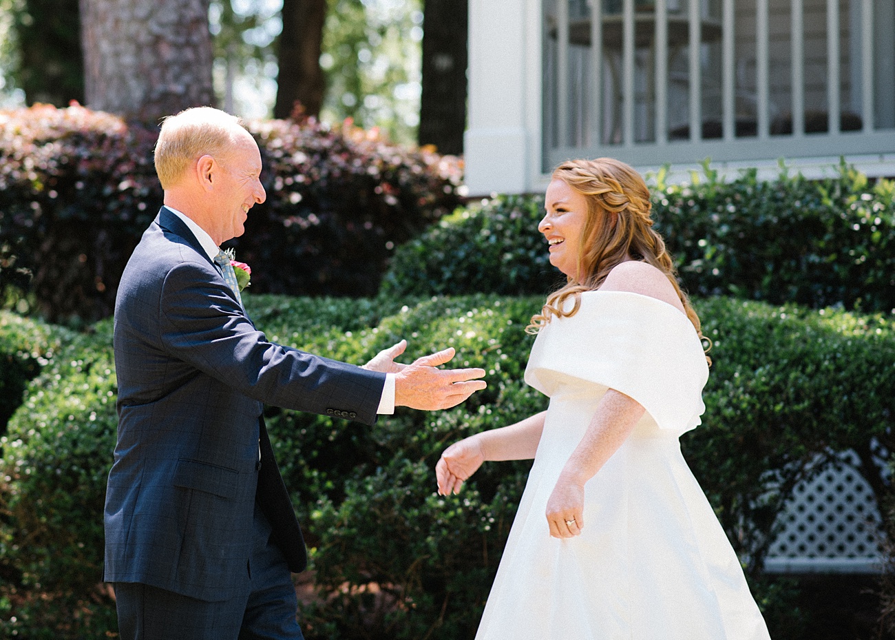 Katie & Jake's Reynolds Plantation Wedding - llcevents.com